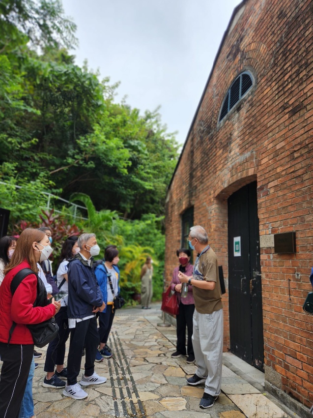 活動 - 相片集 - 2022年度之活動 - 「足跡下的大灣區」—參觀饒宗頤文化館 - HKPASEA 香港專業及資深行政人員協會